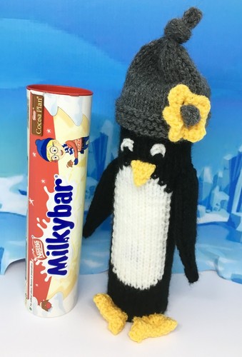 KNITTING PATTERN 302: Christmas penguin chocolate holder, Smarties etc ...