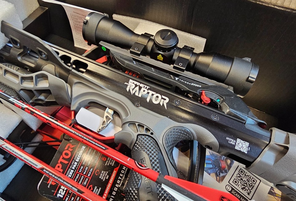 Barnett BAR78182 Hyper Raptor 410 FPS Compact 32.5" Crossbow Package w ...