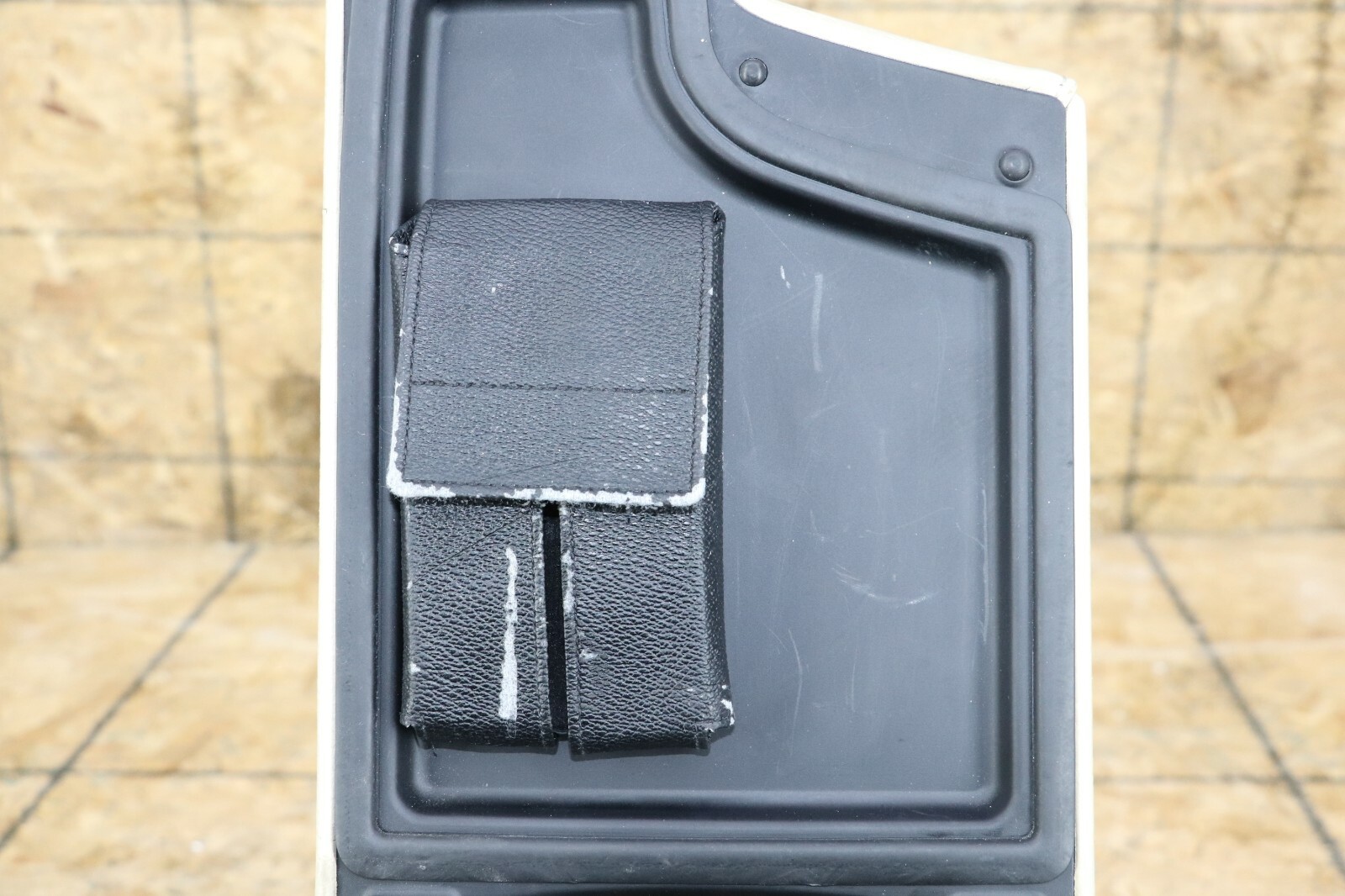 Center Middle Console Armrest Storage Pocket Arm Rest OEM BMW E90 E92 ...