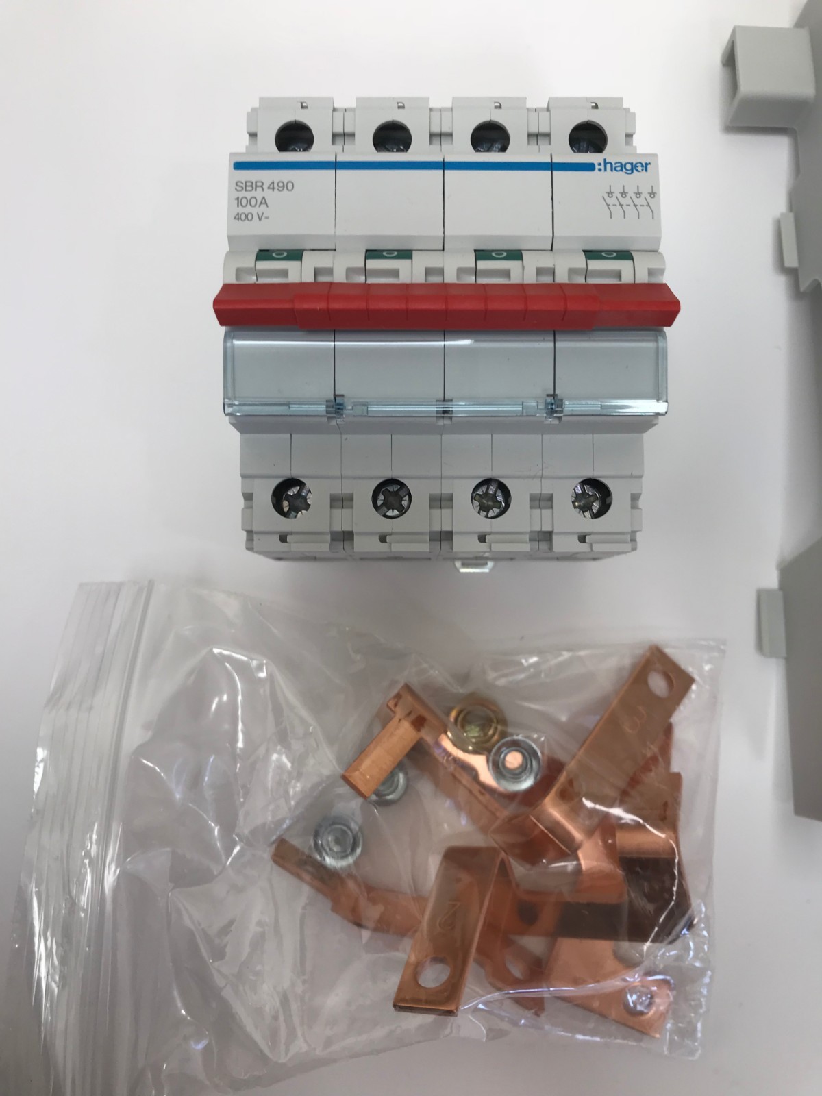 HAGER 6 WAY DISTRIBUTION BOARD 3 PHASE 3 POLE NEUTRAL & JK106BG ...