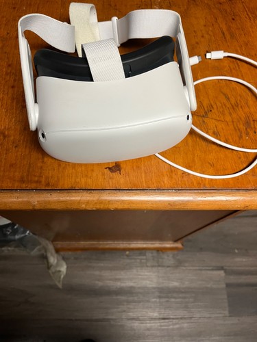 Oculus Quest 2 128GB Headset ONLY with charging cord GOOD CONDITION | eBay