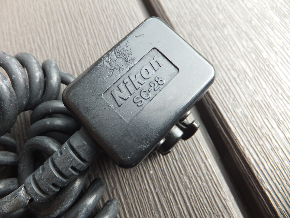 Nikon SC-28 4765 SC28 TTL 9-ft. 275cm Flash Extension Cable Remote Cord ...