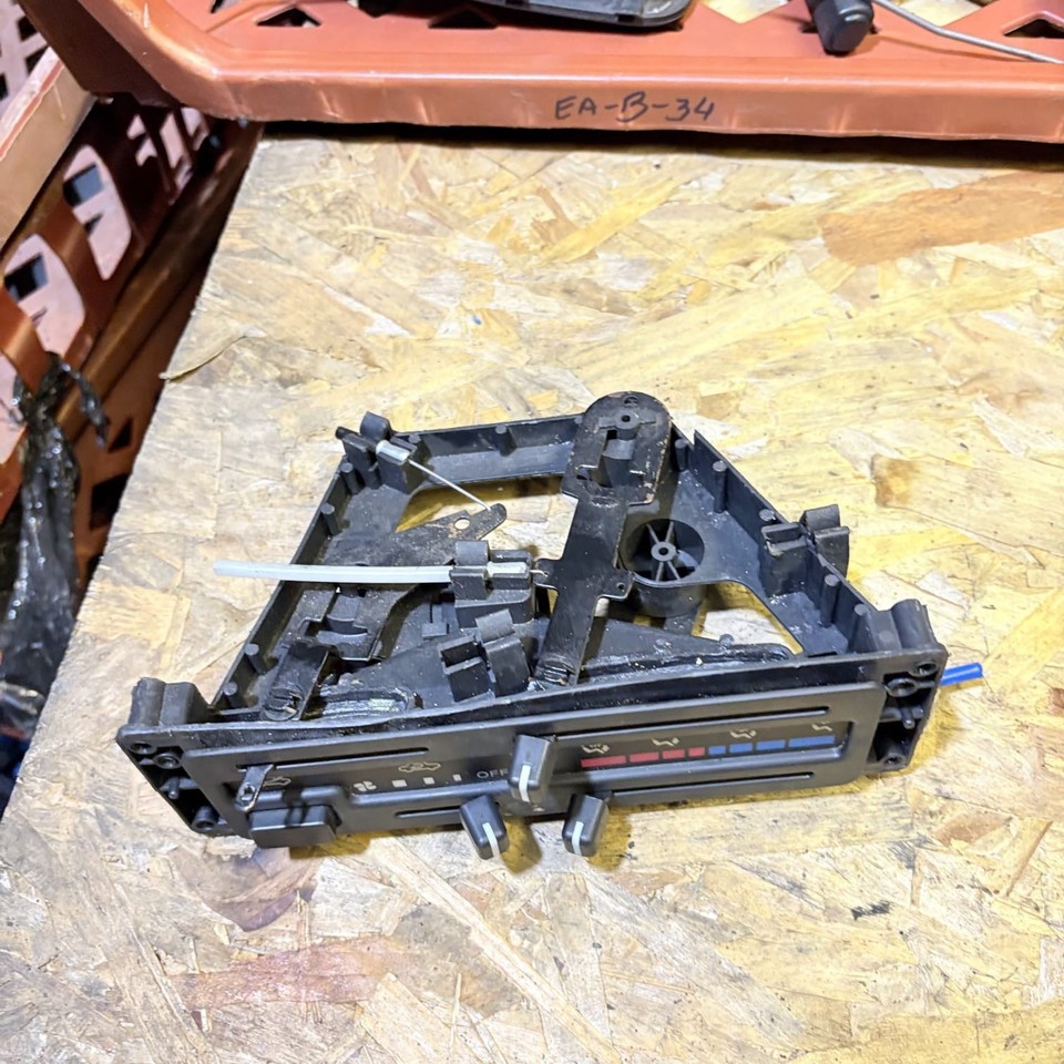 2014 TOYOTA HIACE HEATER CLIMATE CONTROL PANEL #1 8112000-01R E6010600 ...