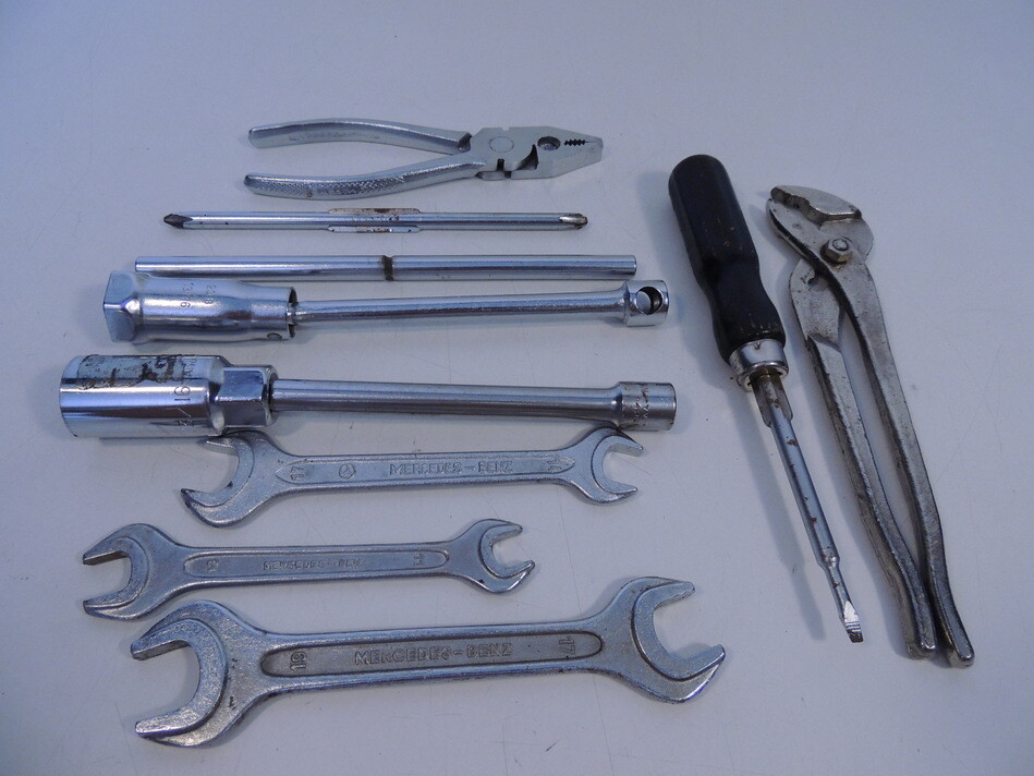 1963-1972 Mercedes-Benz W113 230SL 250SL 280SL Factory 10 Hand Tools ...