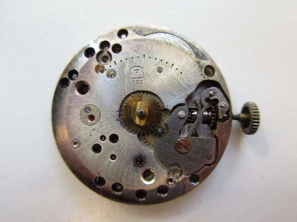 Felsa cal. 390 vintage watch movement - balance moves - for parts | eBay