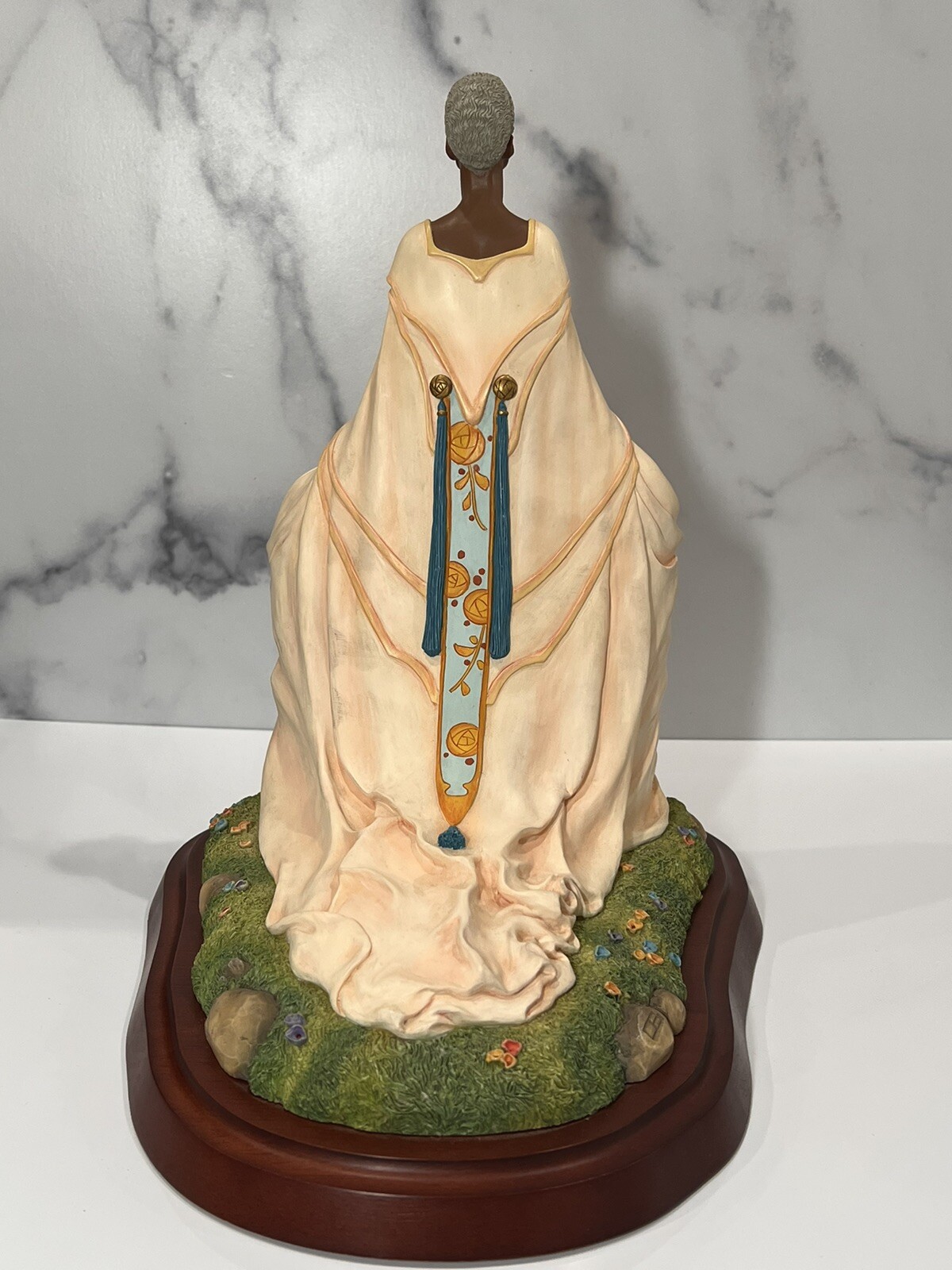 Thomas Blackshear Ebony Visions Limited Kappa Edition“THE COMFORTER ...