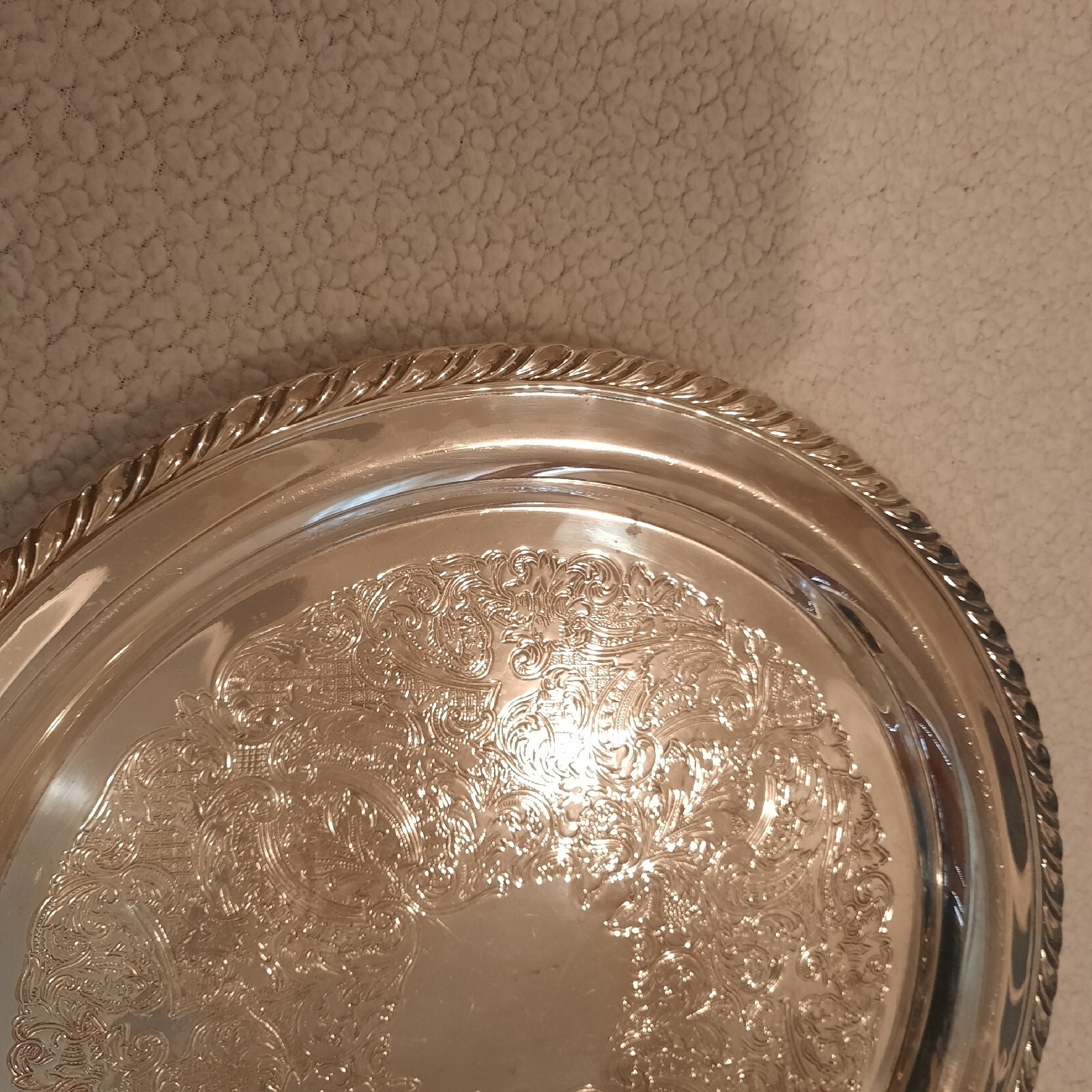 Vintage, preowned, Oneida USA Silver Platter, OL with two lions | eBay