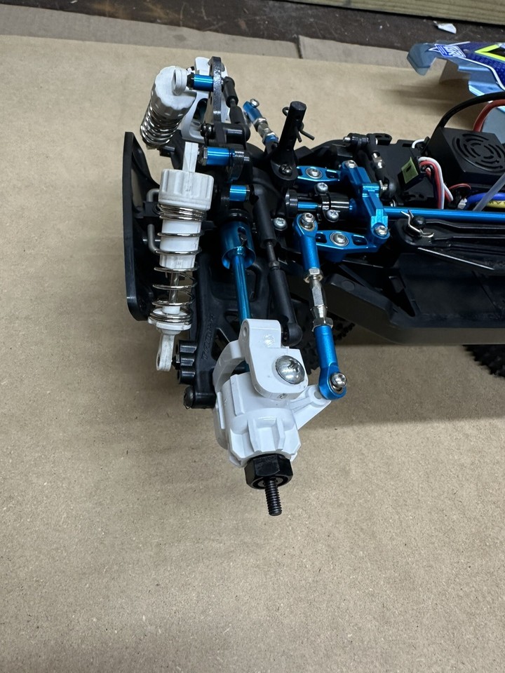 Tamiya TT02B Brushless With Lots Of Upgrades. Traxxas, Lois , Hpi ...