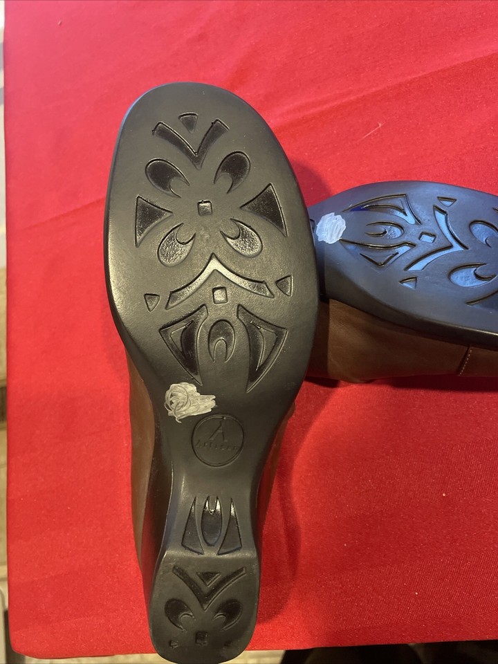 Clarks Artisan Brown Leather Clogs US Size 8.5 Wedge Heel Shoes Women ...