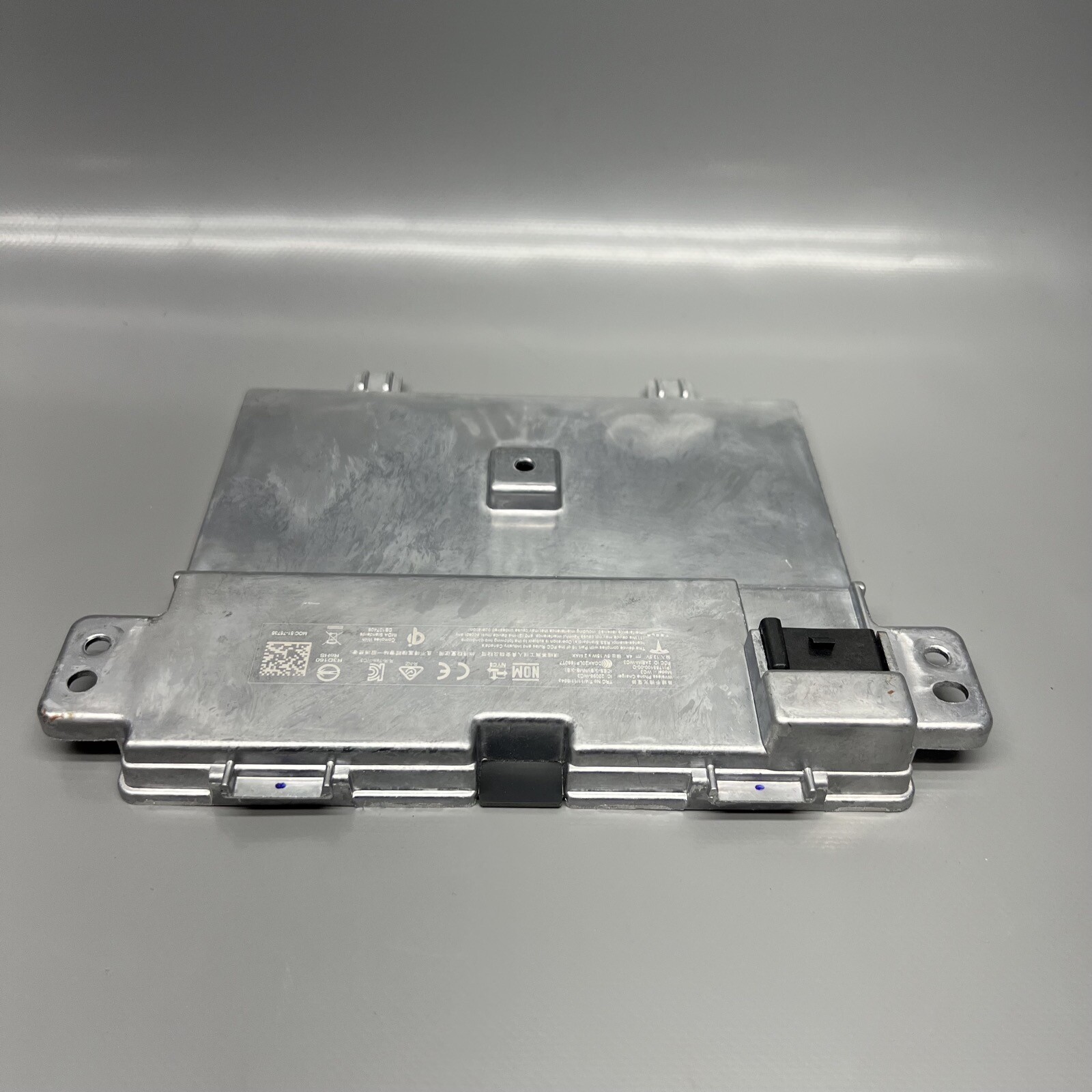 TESLA MODEL 3 Y INDUCTIVE WIRELESS PHONE CHARGING MODULE 2017-2023 ...