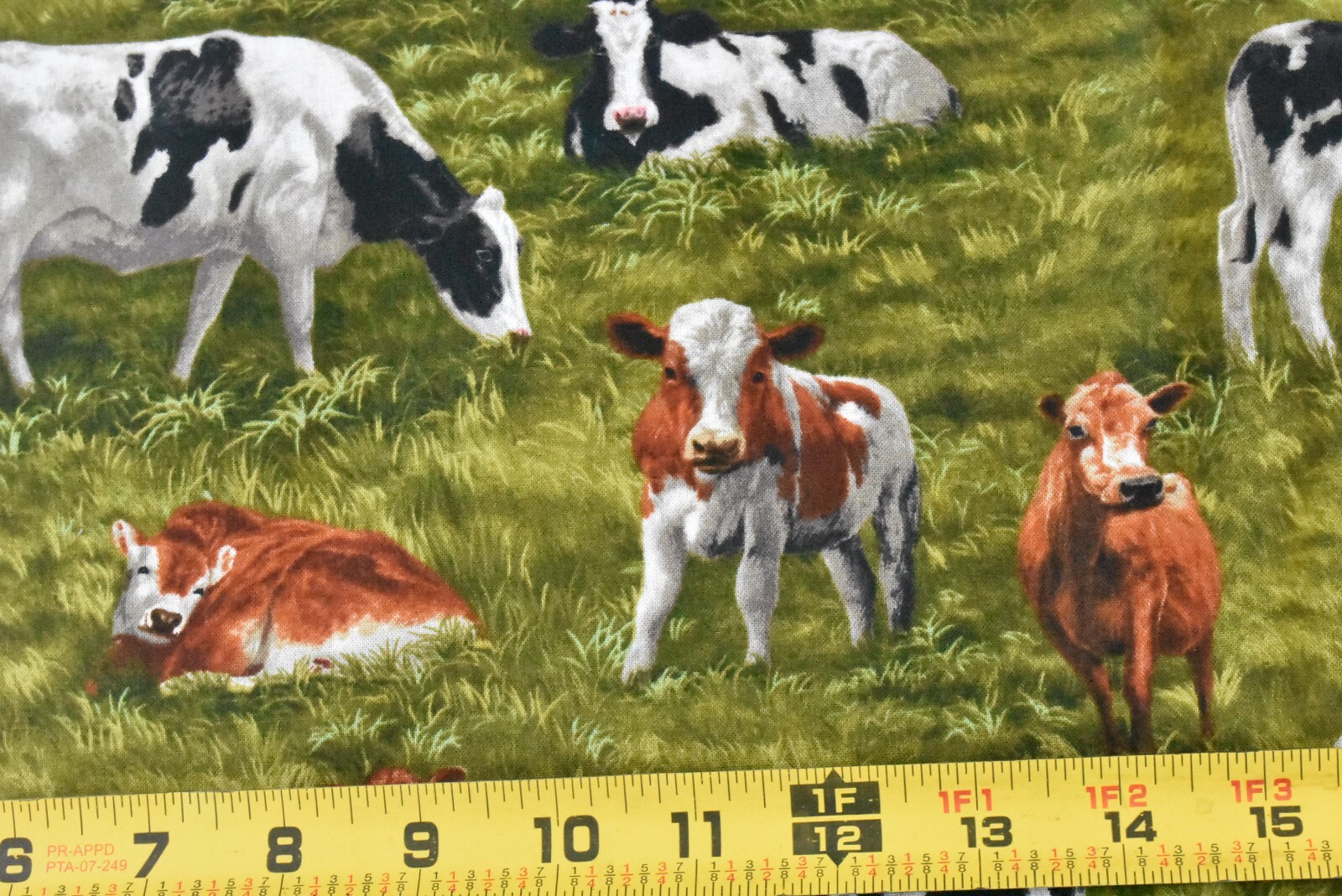 By 1/2 Yd, Vintage, Brown Black & White Cows on Green, ESC, "Farm ...