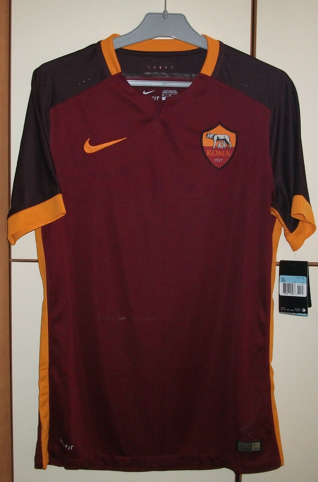 AS Roma 2015 - 2016 Home Player issue football shirt jersey Nike size M ...