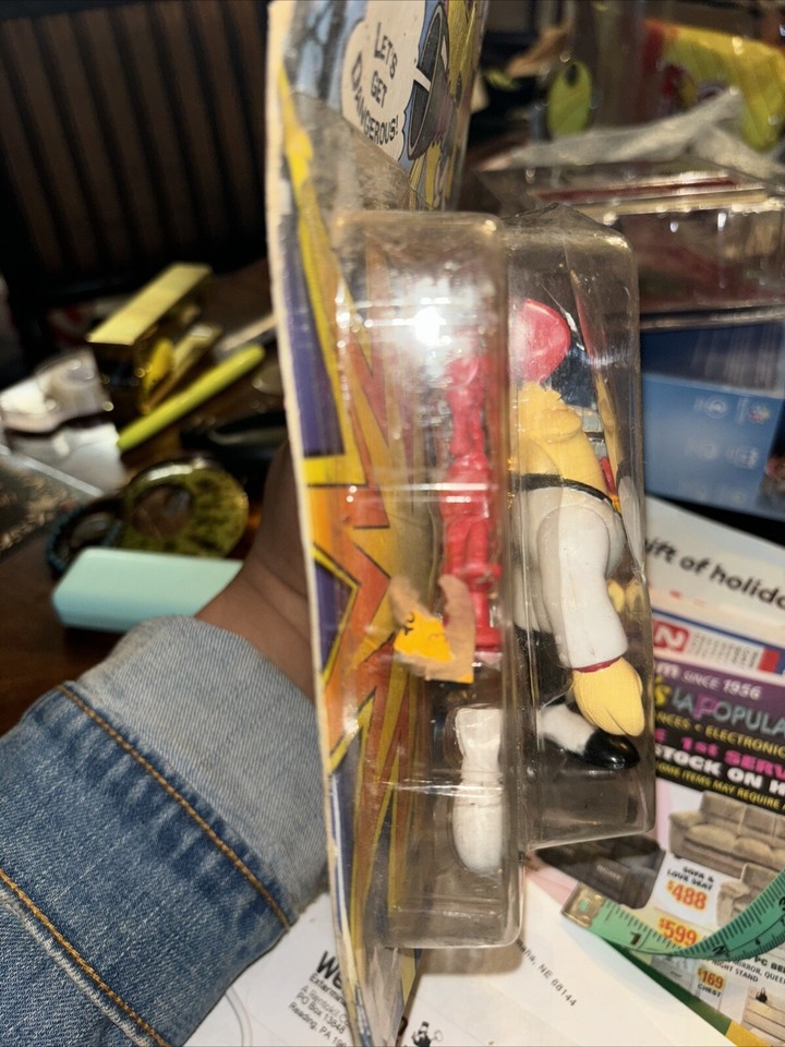 1991 Playmates Disney Darkwing Duck STEELBEAK Unpunched Factory Sealed ...