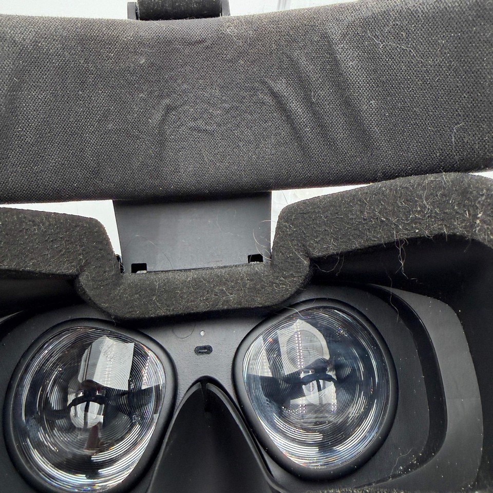 Lenovo Oculus Rift S Virtual Reality Headset Black READ | eBay