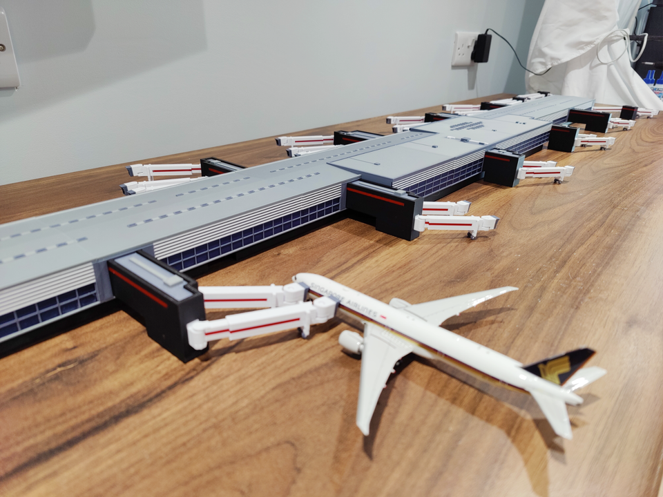 LONDON HEATHROW TERMINAL 2 PIER (T2B) 1:400 Scale Diorama Model Airport Building | eBay