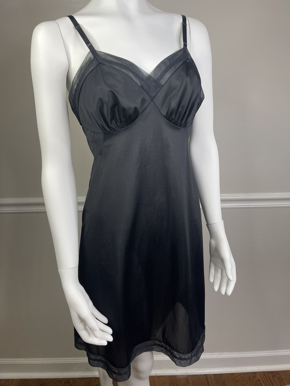Vanity Fair 50s 60s Nylon Black Full Dress Slip Lace… - Gem