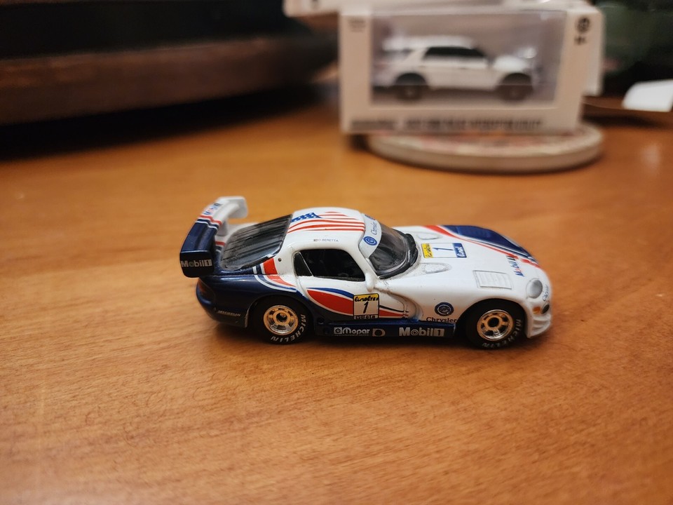 TEAM ORECA DODGE VIPER GTS 1999 JOHNNY LIGHTNING RACING MACHINES 1:64 ...