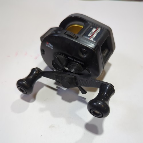 Abu Garcia Ambassadeur 321 Plus Baitcaster made in Sweden Right Hand | eBay
