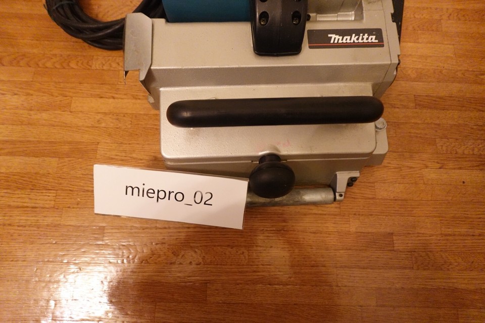 Makita KP312 Handheld 12 - 1/4" Corded Planer 312mm 100V 15A 1430W 18kg ...