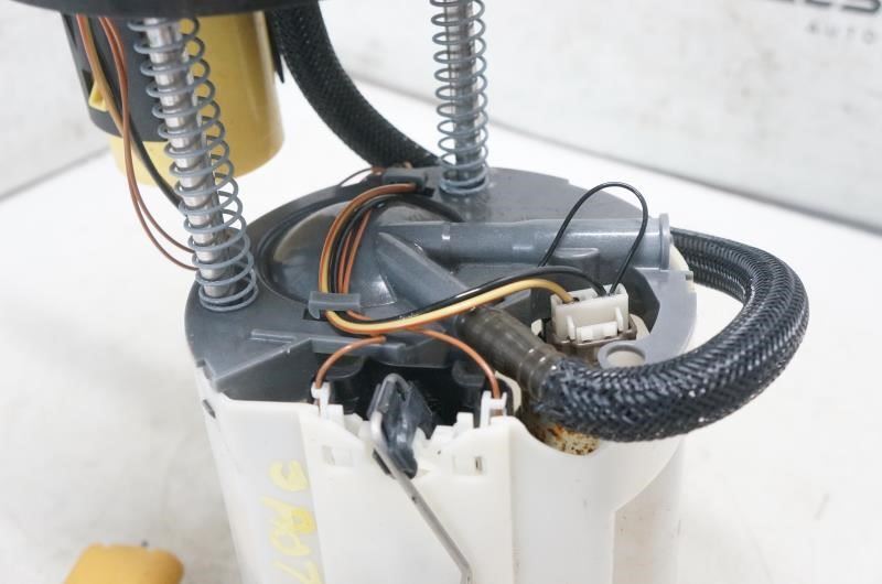 2009-2015 Chevrolet Traverse Fuel Pump Assembly 19370465 OEM 20757647 ...