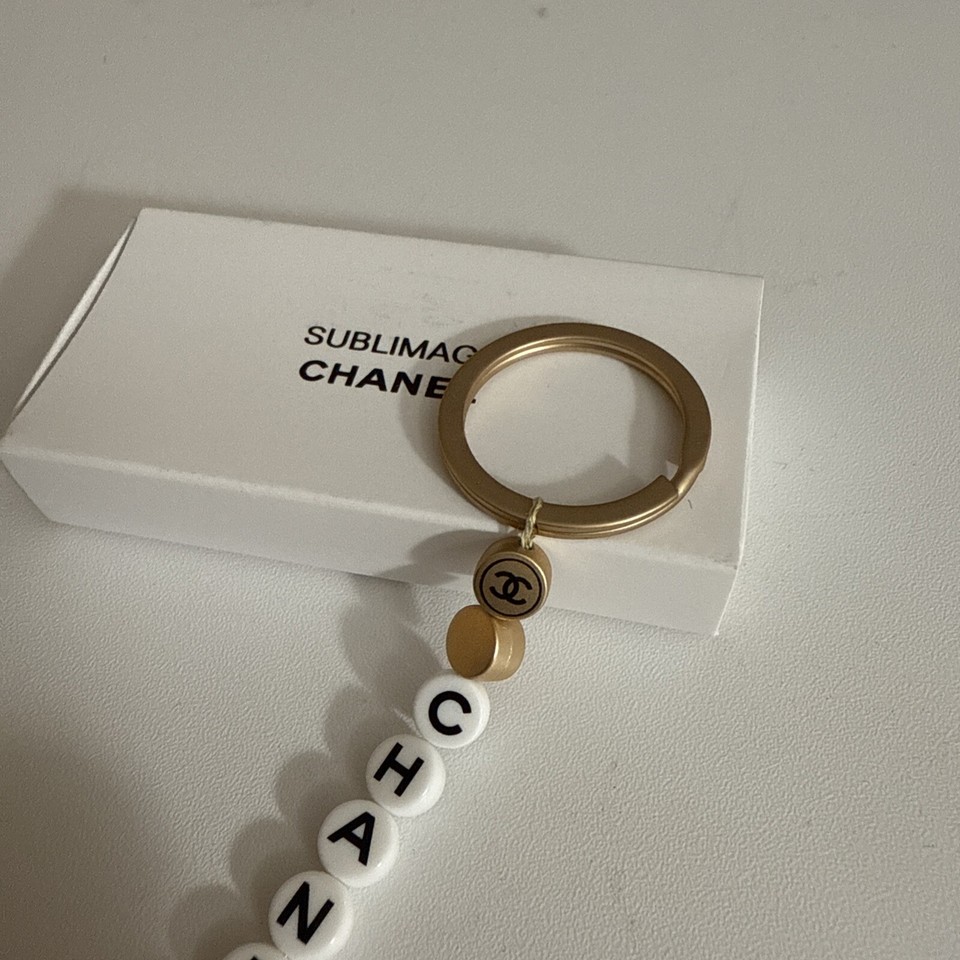 New with Box CHANEL BEAUTY SUBLIMAGE VIP GIFT Keychain Key RING charm ...