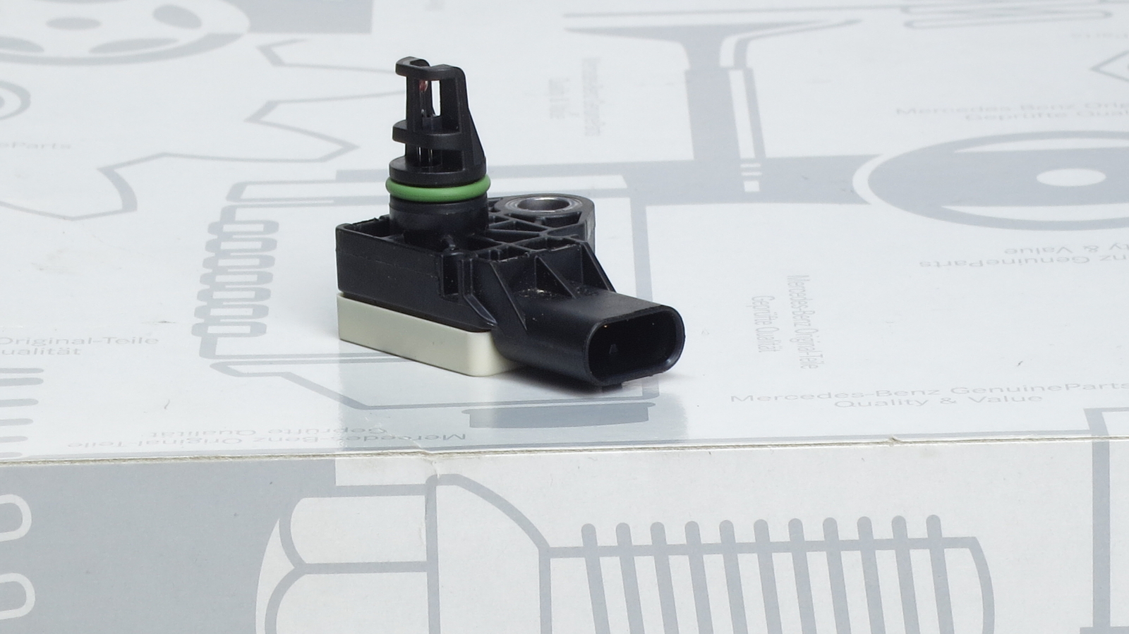 Pressure transmitter To charge air cooler Mercedes-Benz A0091538628 NEW ...