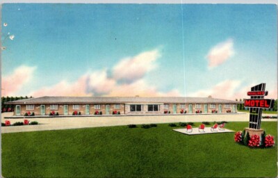 2 KS Postcards Mainliner Motel Beloit, Formal Garden Manhattan | eBay