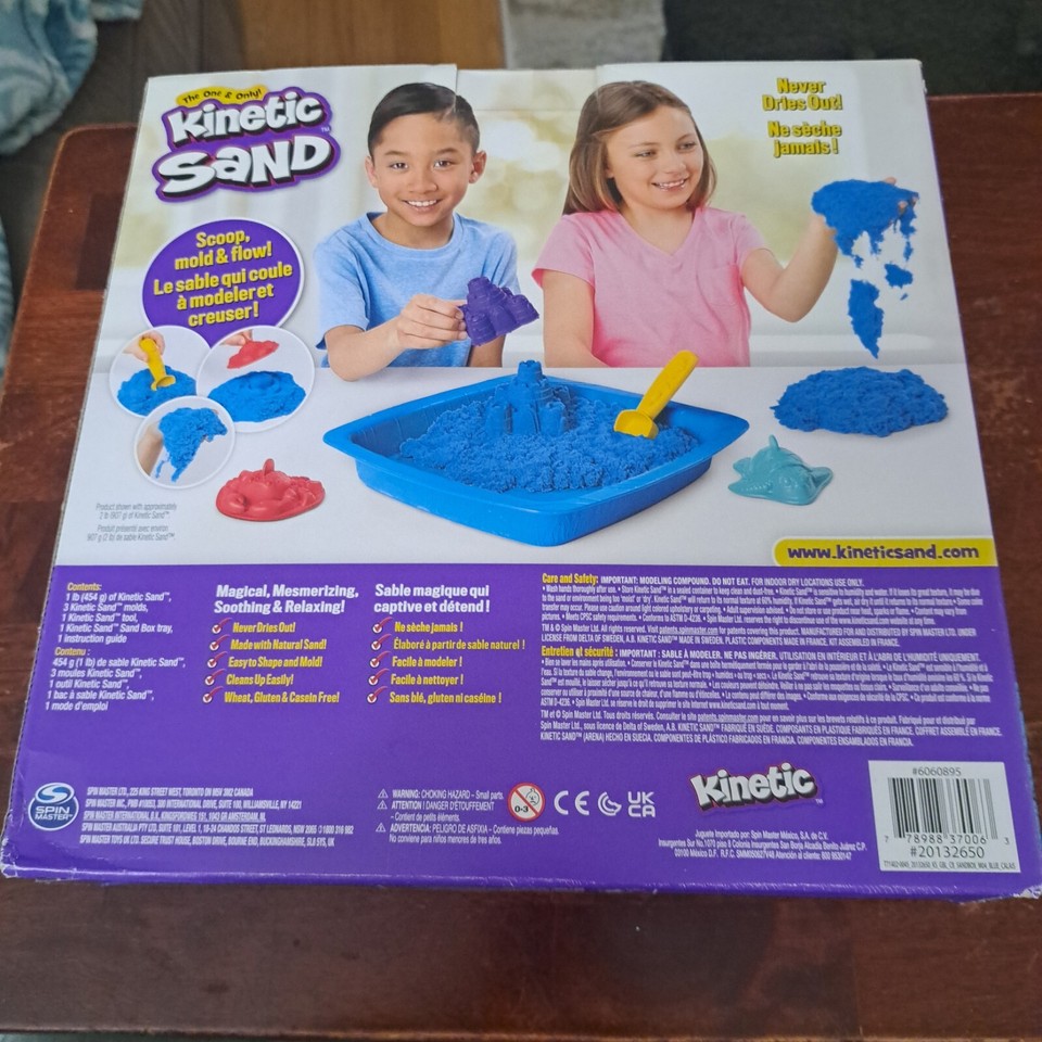 Kinetic Sand Sandbox Set 1lb of Natural Magical Flowing Sand New in Box ...