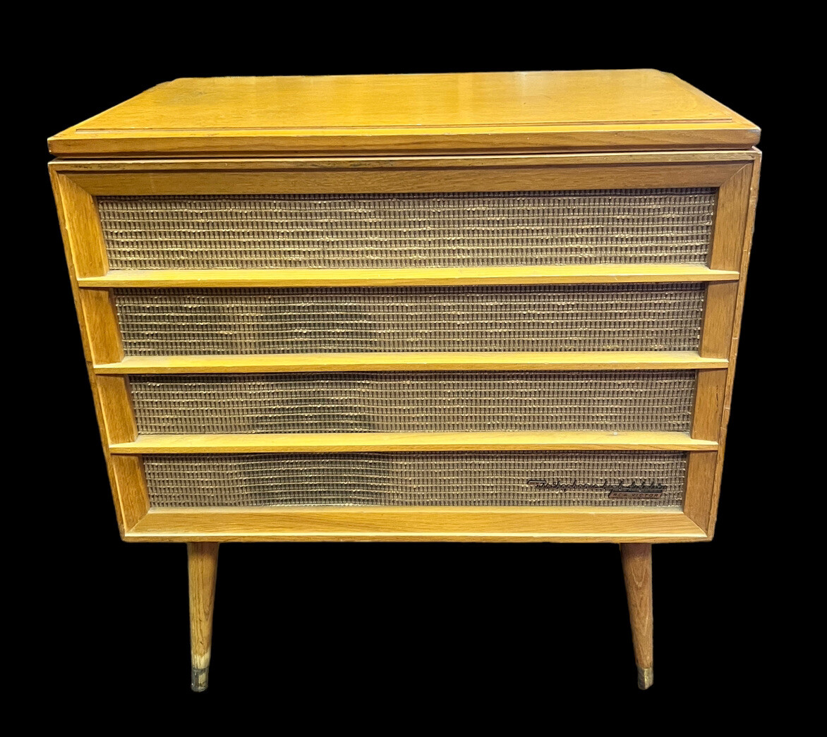 1950s Mid Century Modern Blonde RCA VICTOR Record Player 7-HF-4 ...