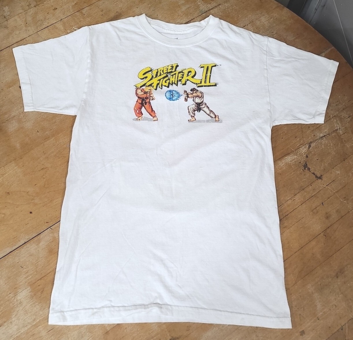 Capcom STREET FIGHTER II Graphic White T-Shirt Size S… - Gem