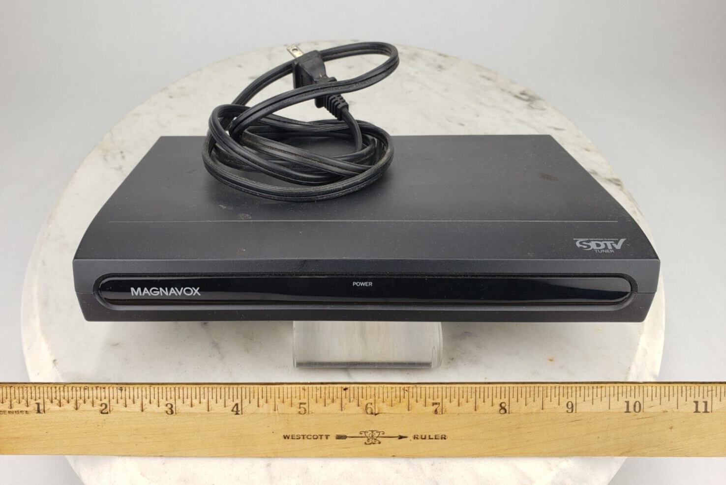 Magnavox DTV Digital - Analog Converter Box TB100MW9 Tuner RCA Coax ...