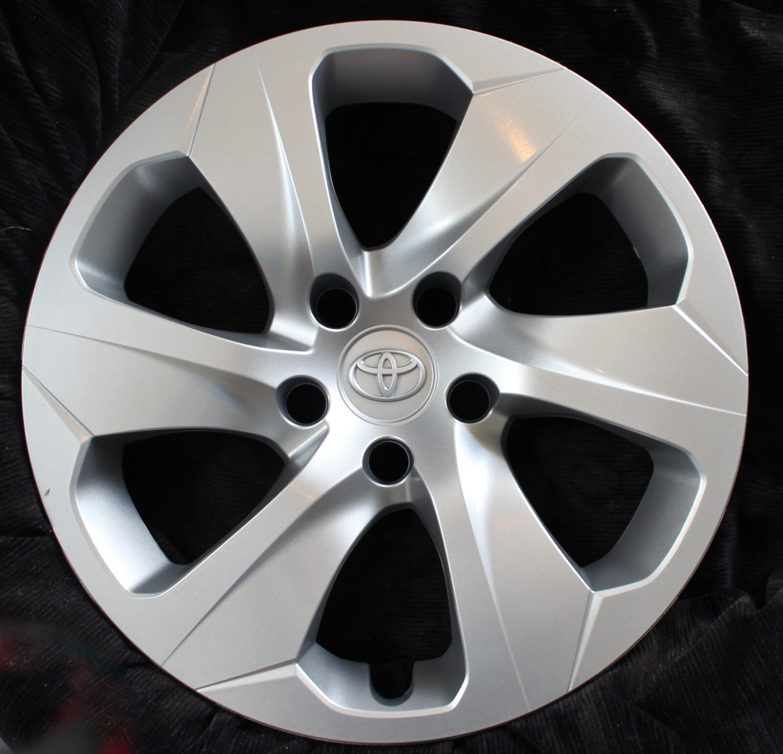 NEW Set of 4 GENUINE TOYOTA 2019 - 2023 RAV4 Hubcaps 17" Free Ship 42602-0R040 | eBay