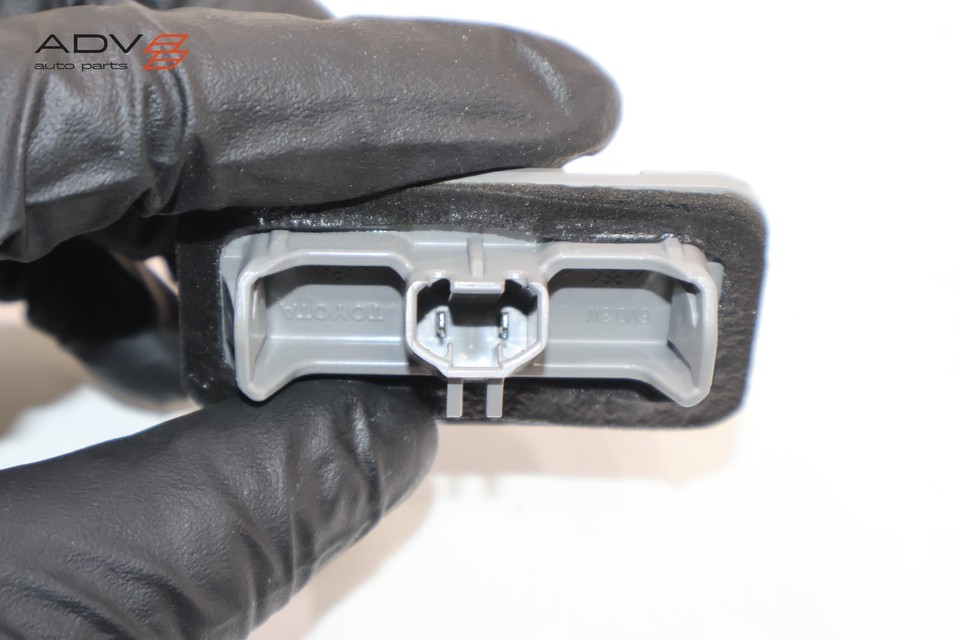 2019 - 2025 TOYOTA RAV4 REAR LEFT OR RIGHT SIDE LICENSE PLATE LIGHT ...