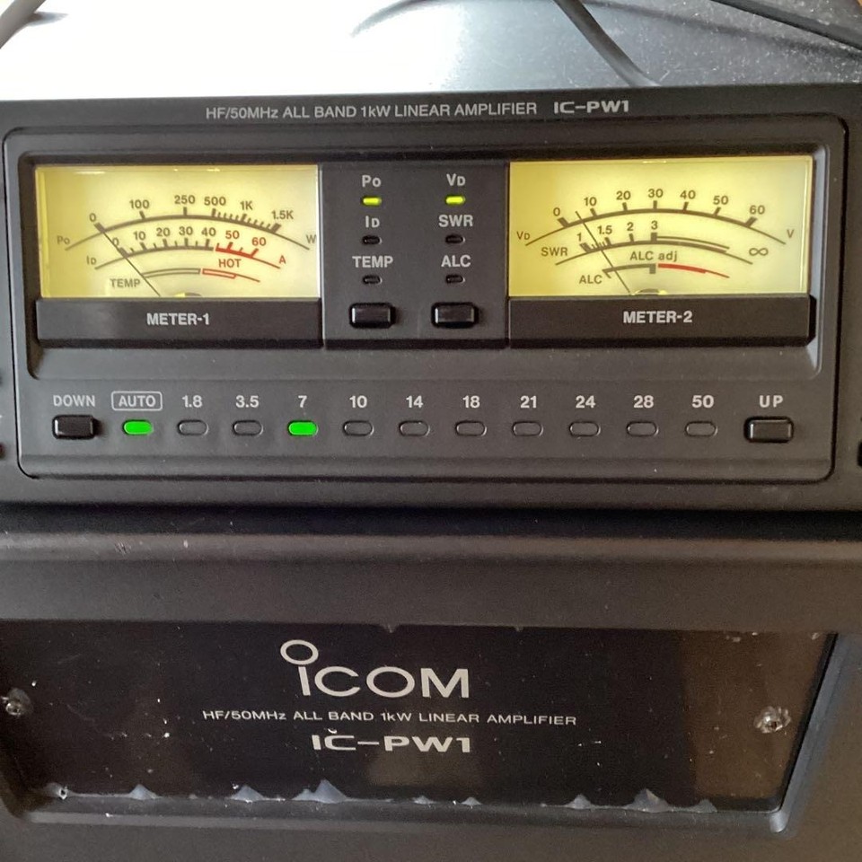 ICOM IC-PW1 500W HF/50MHz 1.8-28MHz 1kW Linear Amplifier USED[Good] F/S ...