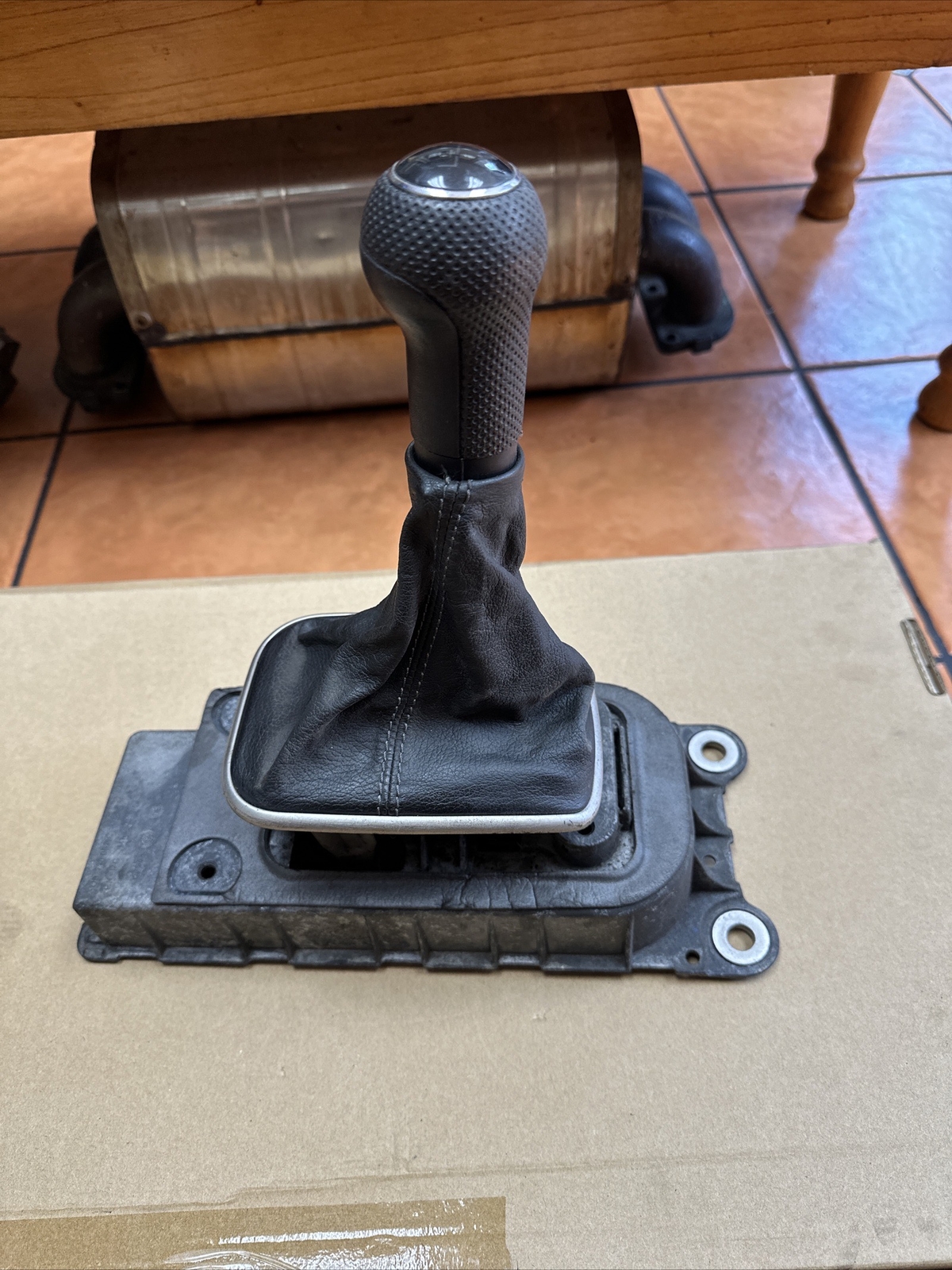 1999-2006 Shift Housing/ Knob Shifter - Volkswagen (1J0-711-061-C) | eBay