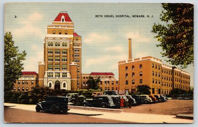 Newark NJ~Beth Israel Jewish Hospital~1920-30s Cars~Visitors in Lot ...