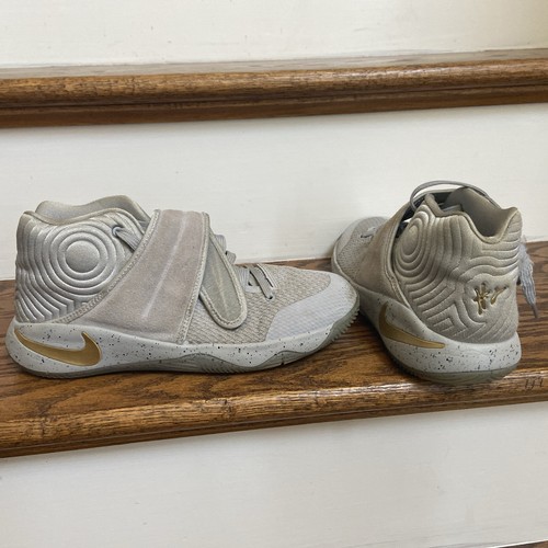 NIKE Kyrie II Battle Grey Basketball Boys Grade School Size 7Y Shoes | eBay
