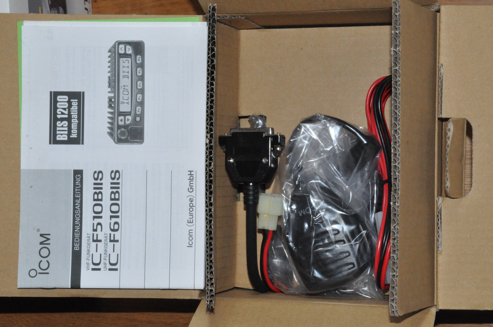 ICOM IC-F510 BIIS VHF Transceiver Funkgerät LKW mit Handsprechgerät 256 ...