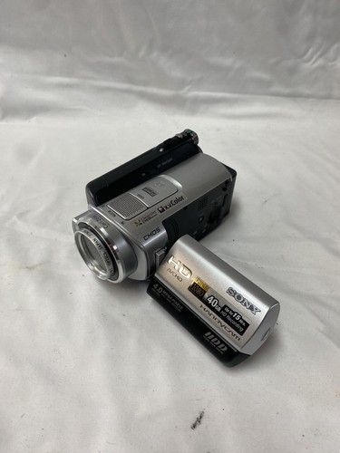 Sony Handycam Camcorder HDR-SR5 HD 1080i 40GB HDD Silver Bundle Tested ...