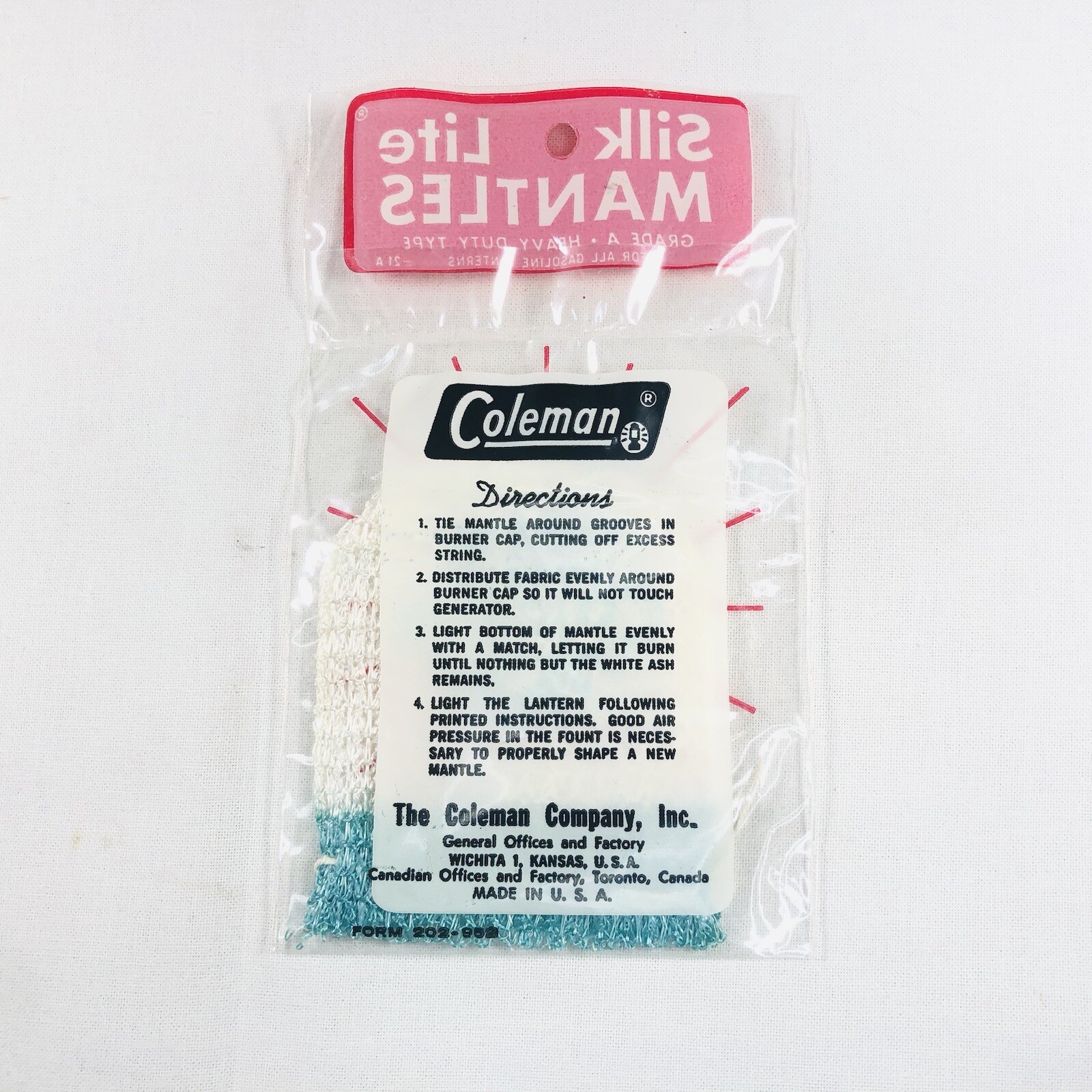 NOS Coleman 2 Pack of #21 Silk-lite Lantern Mantles 220 228 --Read ...