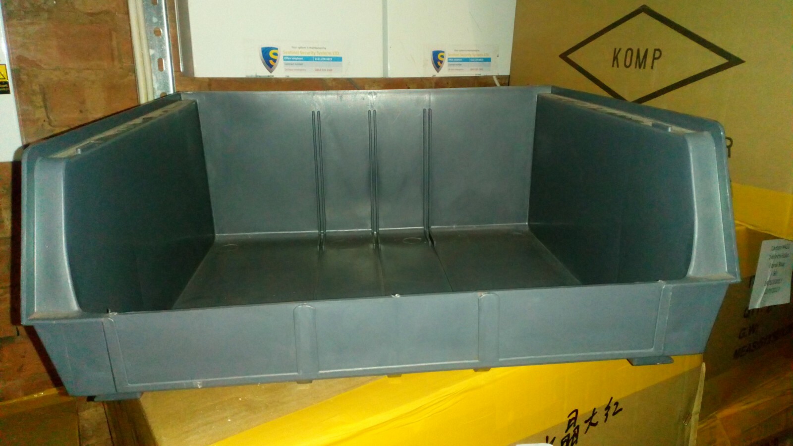 Job Lot Of 100 Lin Bins Storage Plastic Boxes Garage Storage Grey Size ...