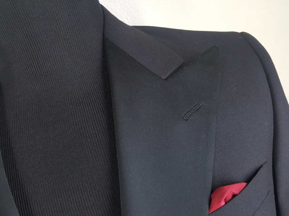 HICKEY FREEMAN USA Black Peaked Lapel One Button Dinner Jacket 40 L-Fit ...