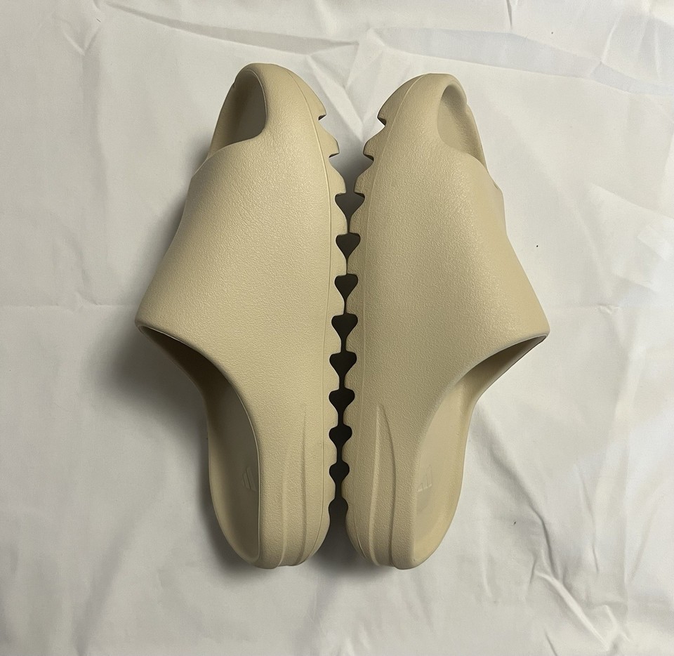 adidas Yeezy Slide Bone (2022/2023 Restock) FZ5897 *Size 11 but shrunk ...