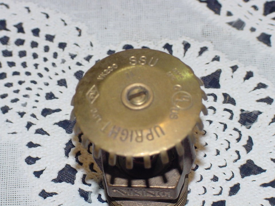 Viking Upright Sprinkler Head, SSU, VK200, 155F / 68C, Brass, 3/4 NPT ...