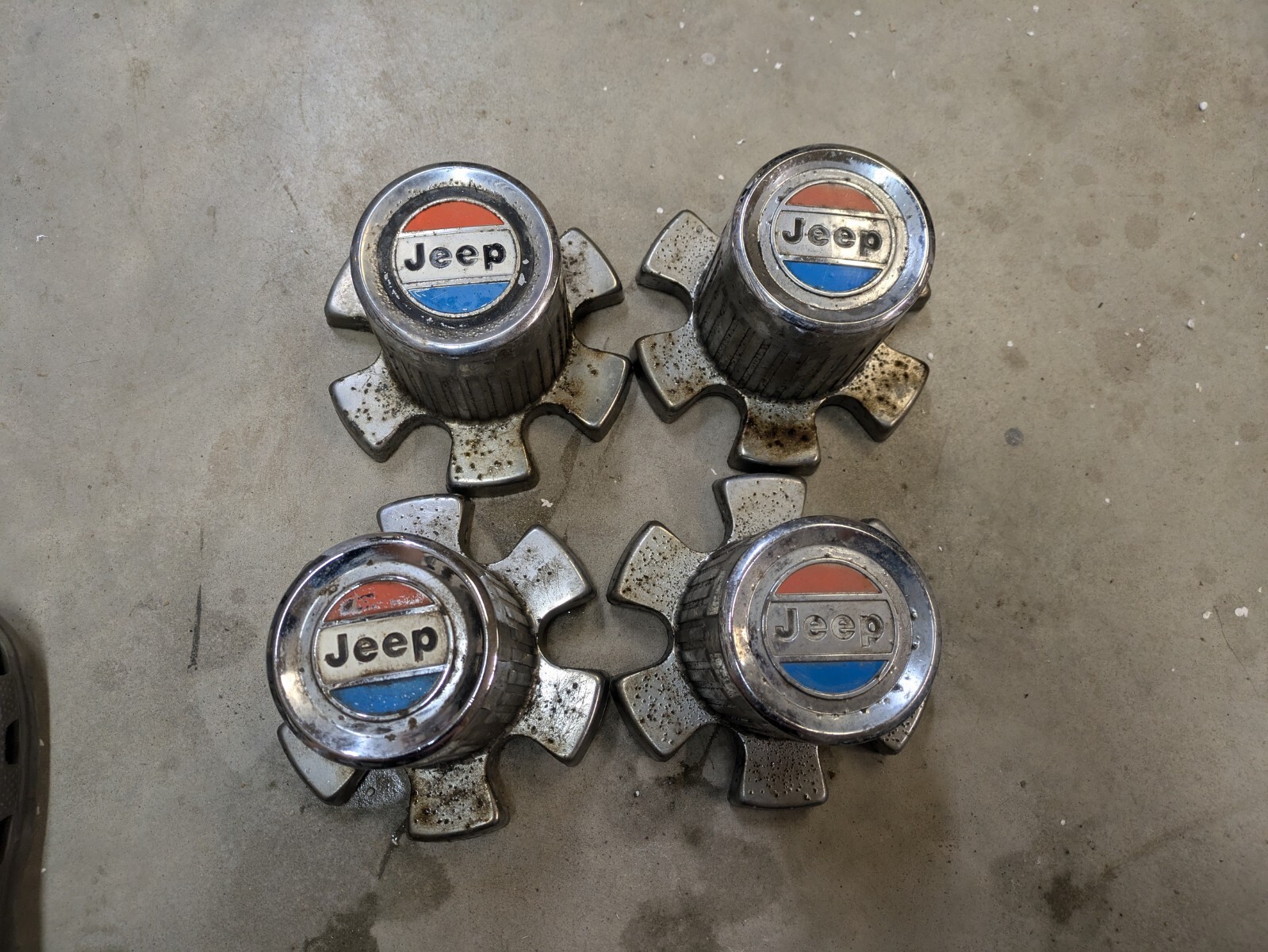 Jeep Grand Wagoneer SJ J10 J20 80-91 OEM Wheel Center Cap w/ Jeep Logo ...