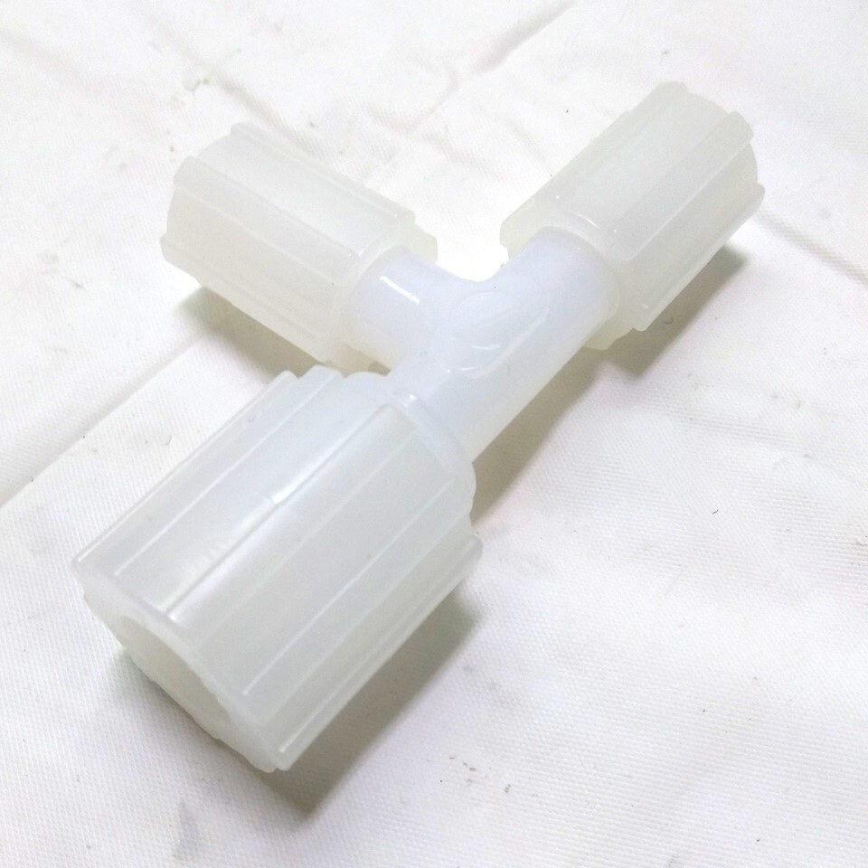 Entegris UT8-4-4FN-1 Flaretek Tee Connector 1/4" 1/4" 1/2" PFA for sale ...