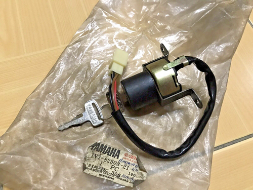 Yamaha 2strokes RX100 RX125 Ignition Switch NOS Genuine Japan P/N 1V1 ...