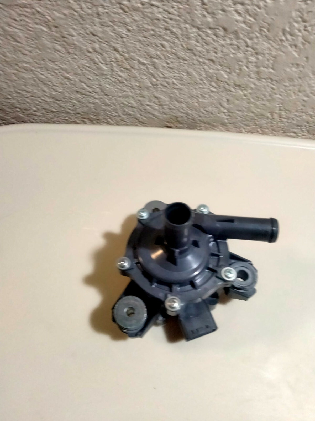 AISIN WATER PUMP G9040-48020 FITS TOYOTA PRIUS 2010 -2015 | eBay