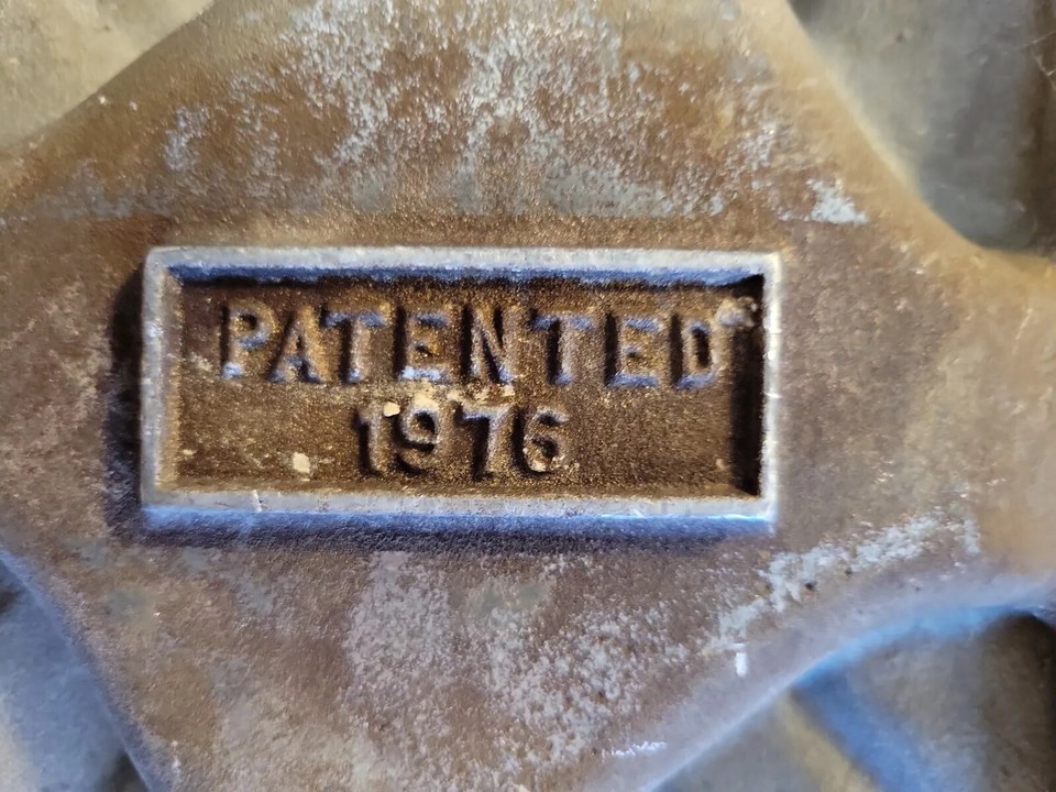 1976 Big Block Chevrolet Edelbrock Torker 2-R BBC Rectangular Port ...