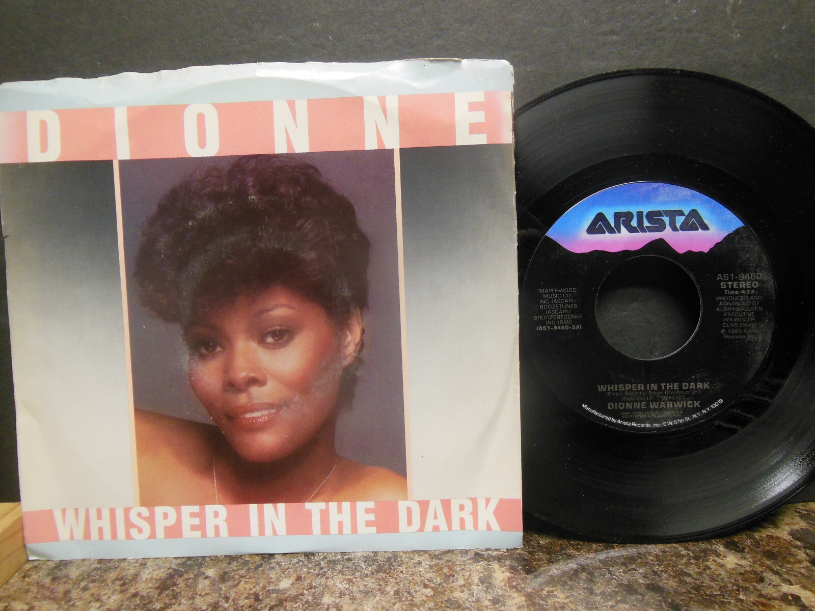 Dionne Warwick: Whisper In The Dark / Extravagant Gestures, 45 RPM VG+ ...